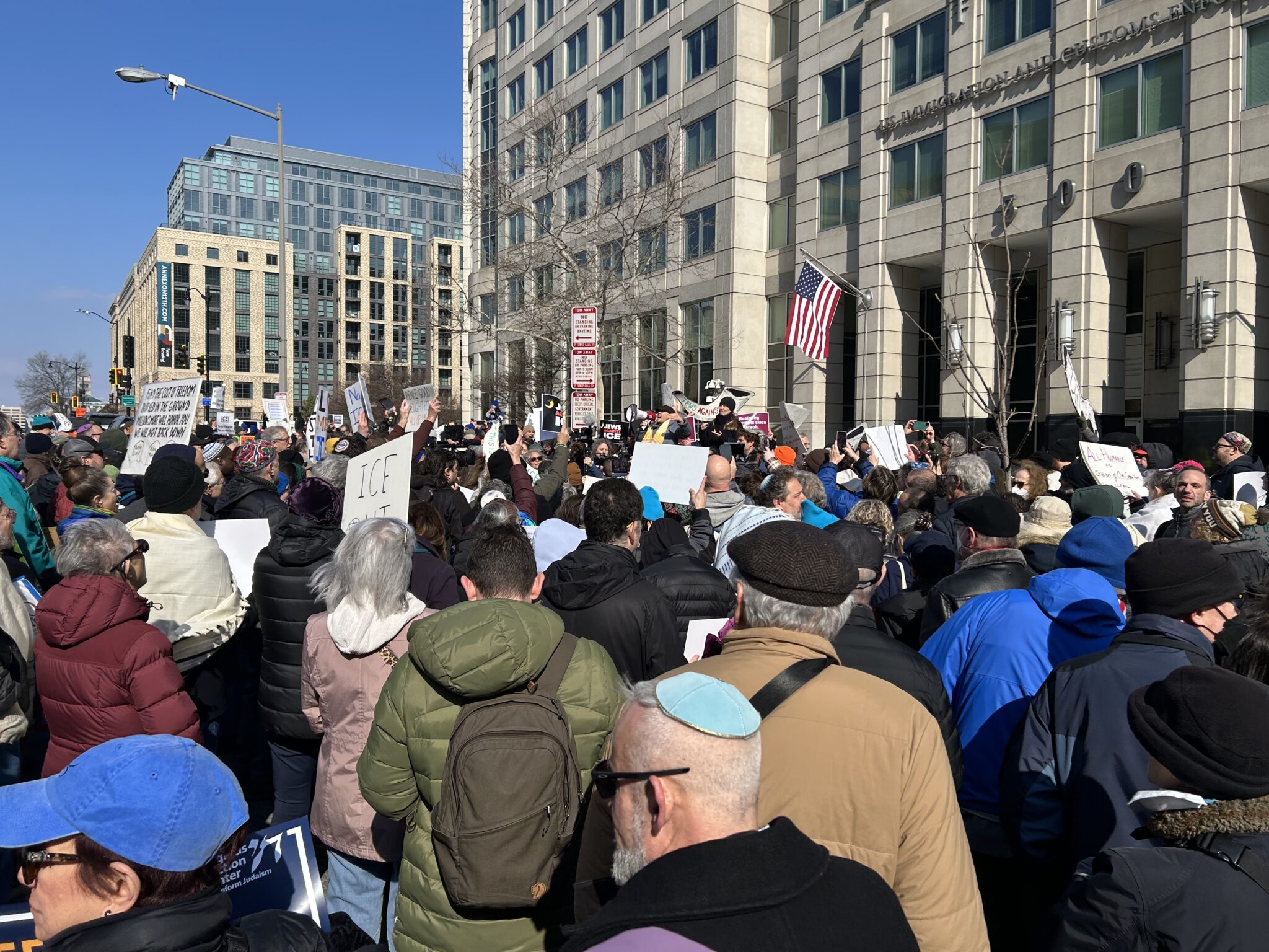 Jews Against ICE Rally Draws Hundreds of Jewish Clergy, Congregants and ...